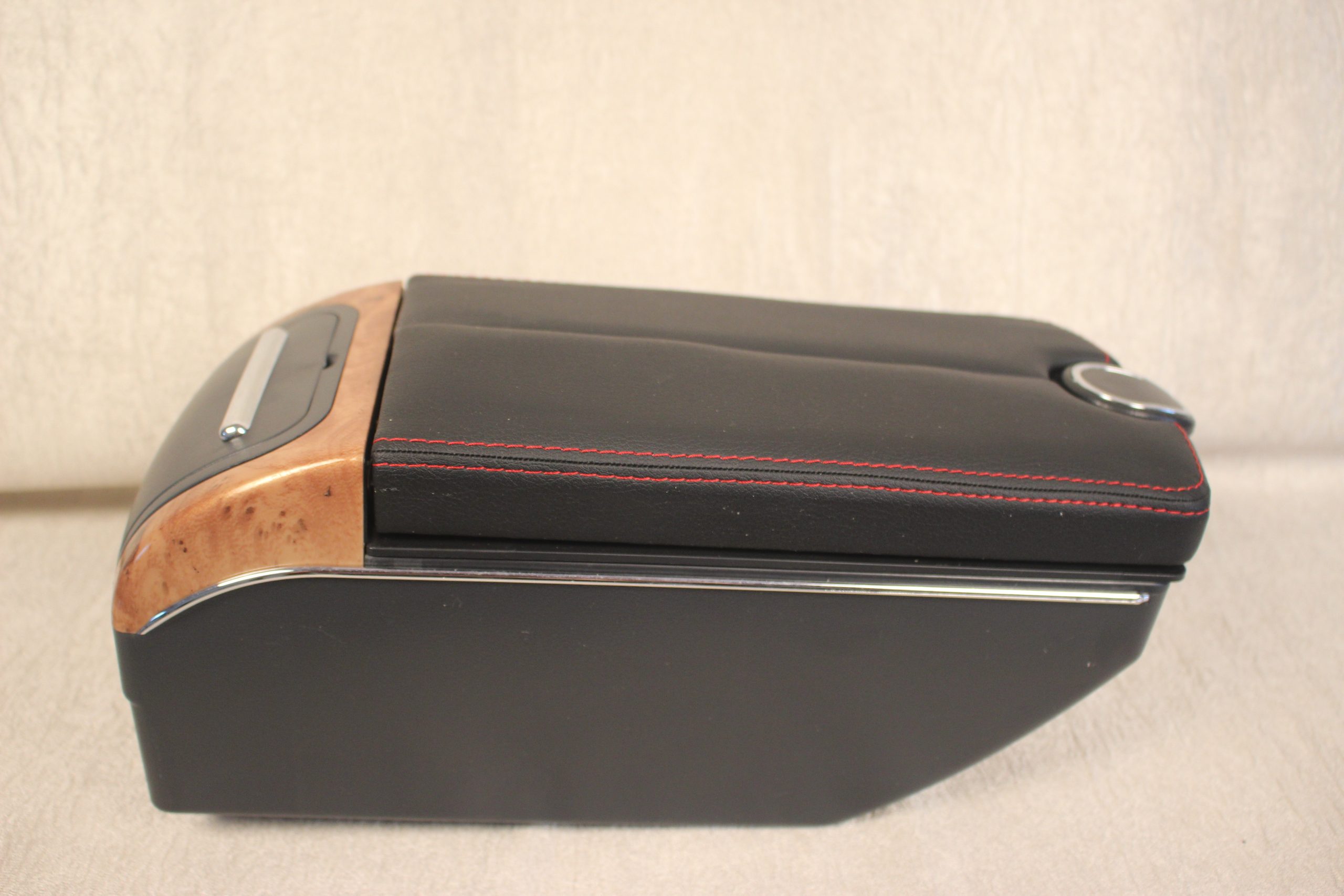 Universal Luxury Car Armrest - Mercedes Type - Car Accessory